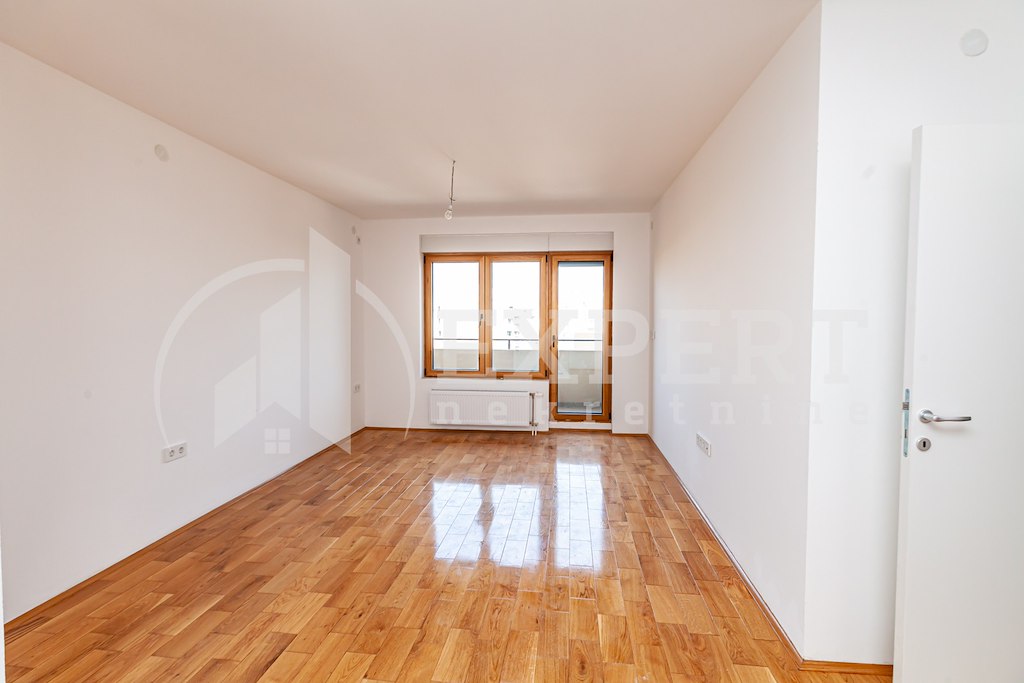 Dvosoban stan, 80 m2, Centar, Vožda Karađorđa ID: i-012761