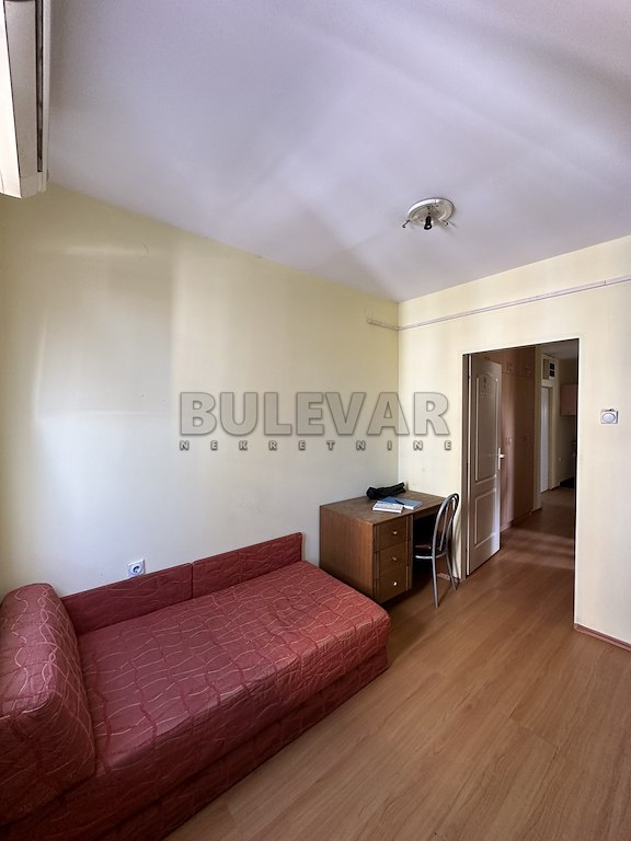 Dvosoban stan, 48 m2, Centar, Strahinjića Bana ID: i-012733