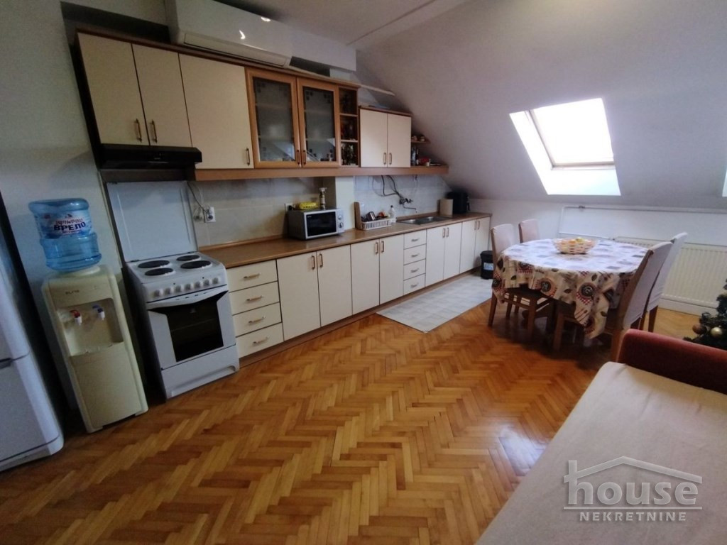 Stan,NOVI SAD,BULEVAR 49m2,114330€ , ID: 1062724