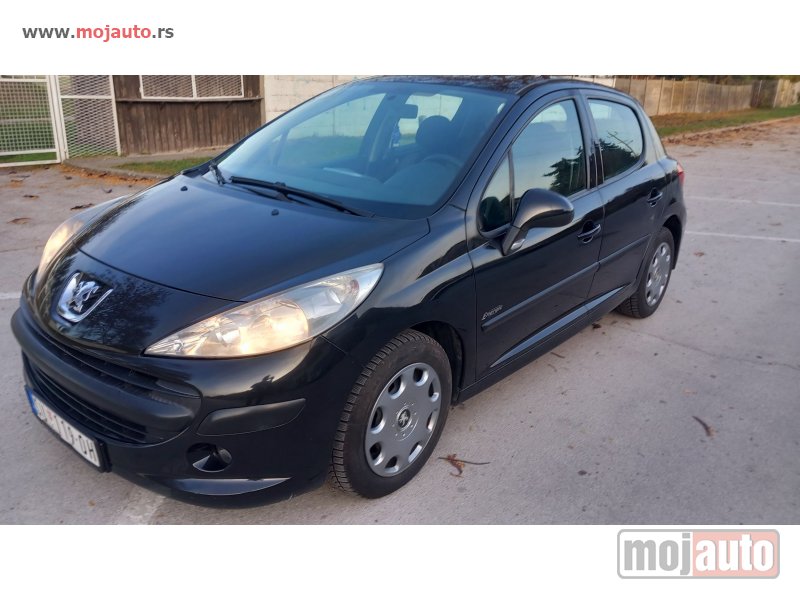 Peugeot 207 1.4 8v