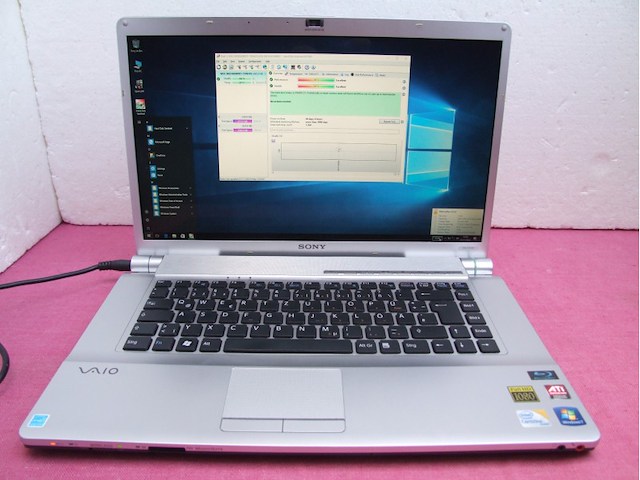 Sony Vaio PCG-3J1M ekran16.4 inc HDD 500GB Ram 4GB+GARA