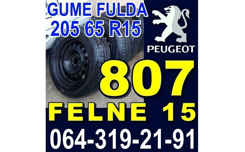 PEŽO 807 FELNE 15 coli i GUME FULDA 205 65 R 15