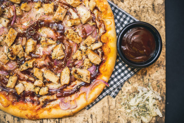 BBQ chicken pizza