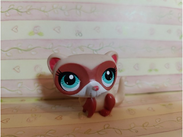 Littlest pet shop LPS