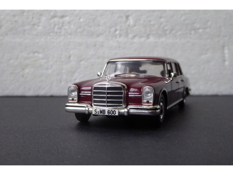 Mercedes Benz 600 1:43 IXO