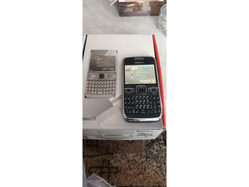 Nokia E72 Raritet