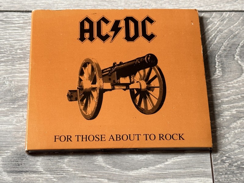 AC / DC - For Those About To Rock