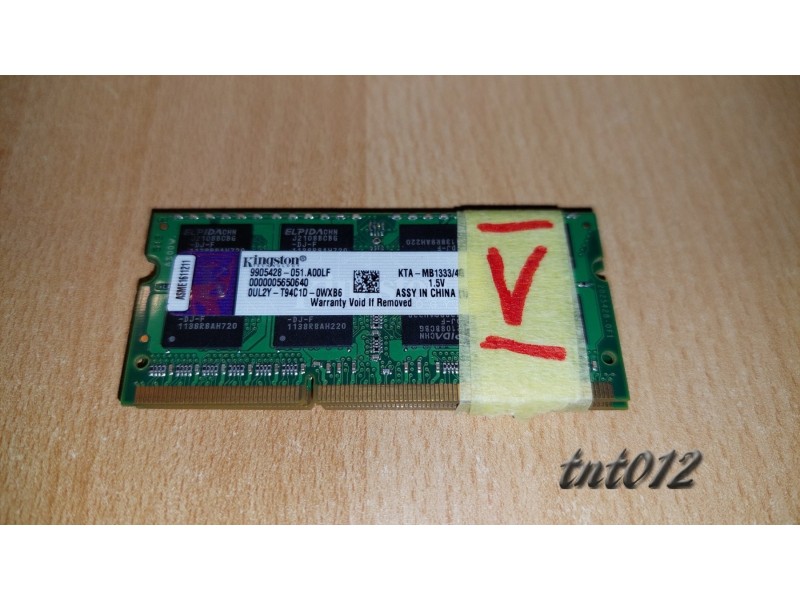 == 2 x 4Gb DDR3 RAM memorija za laptop ==