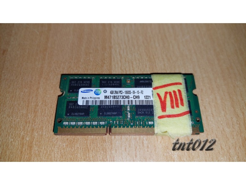 == 2 x 4Gb DDR3 RAM memorija za laptop ==