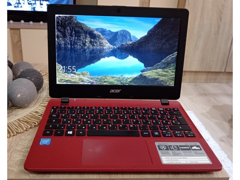 Laptop Acer ES1-131 intel N3050.