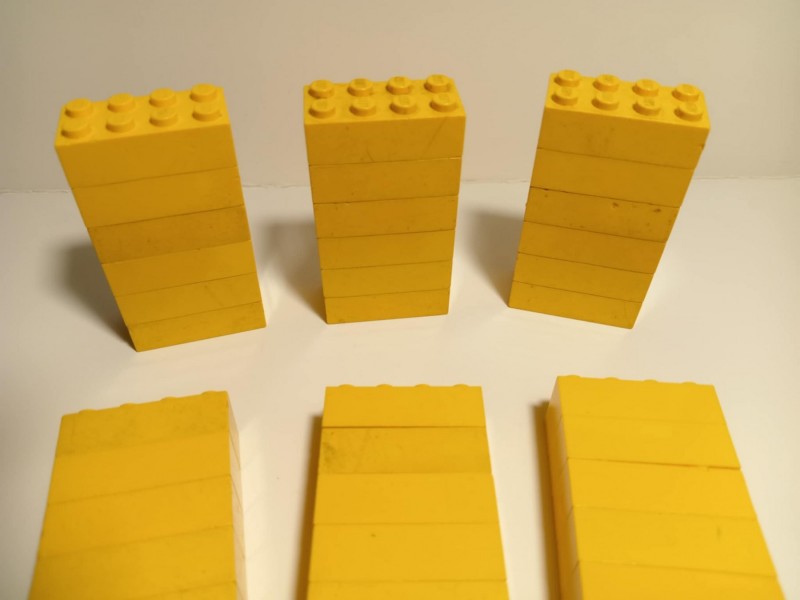 Lego gradivne kocke 36 komada žute