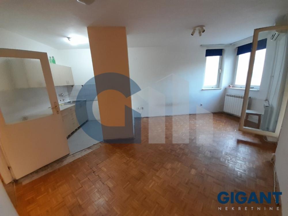 Bulevar Peka Dapčevića, Jednoiposoban stan na prodaju, 41m2, 99.990€