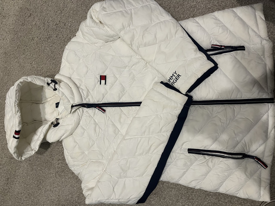 Tommy Hilfiger jakna