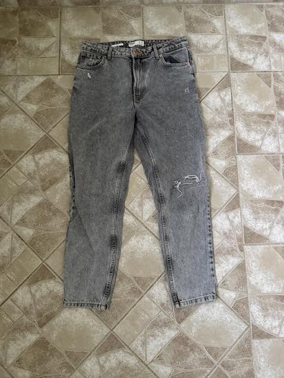 Bershka tamno sive mom jeans