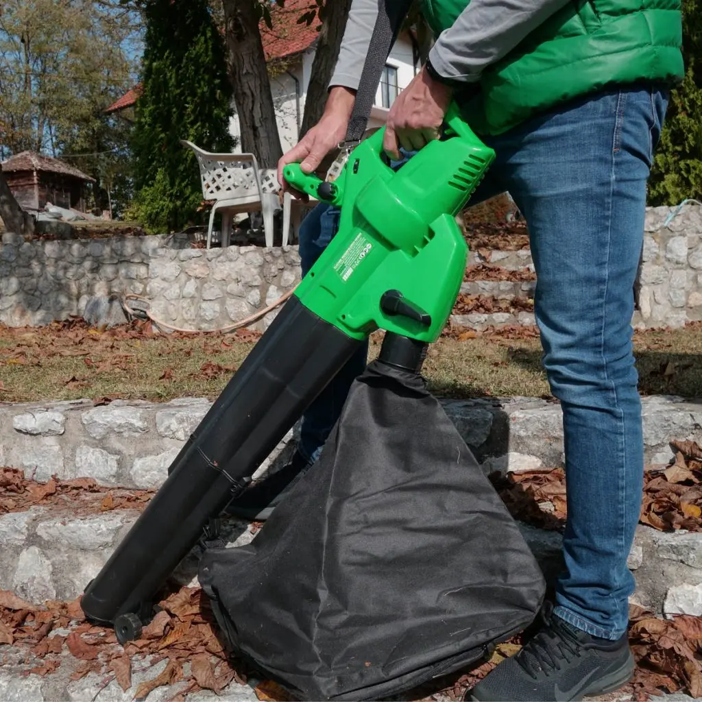 GARDEN MASTER Električni duvač i usisivač lišća VB3000