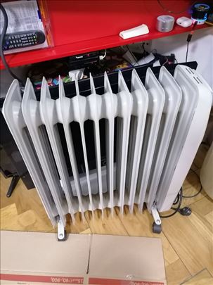 Radijator uljani 2500w na točkiće 12 rebara CLASSE