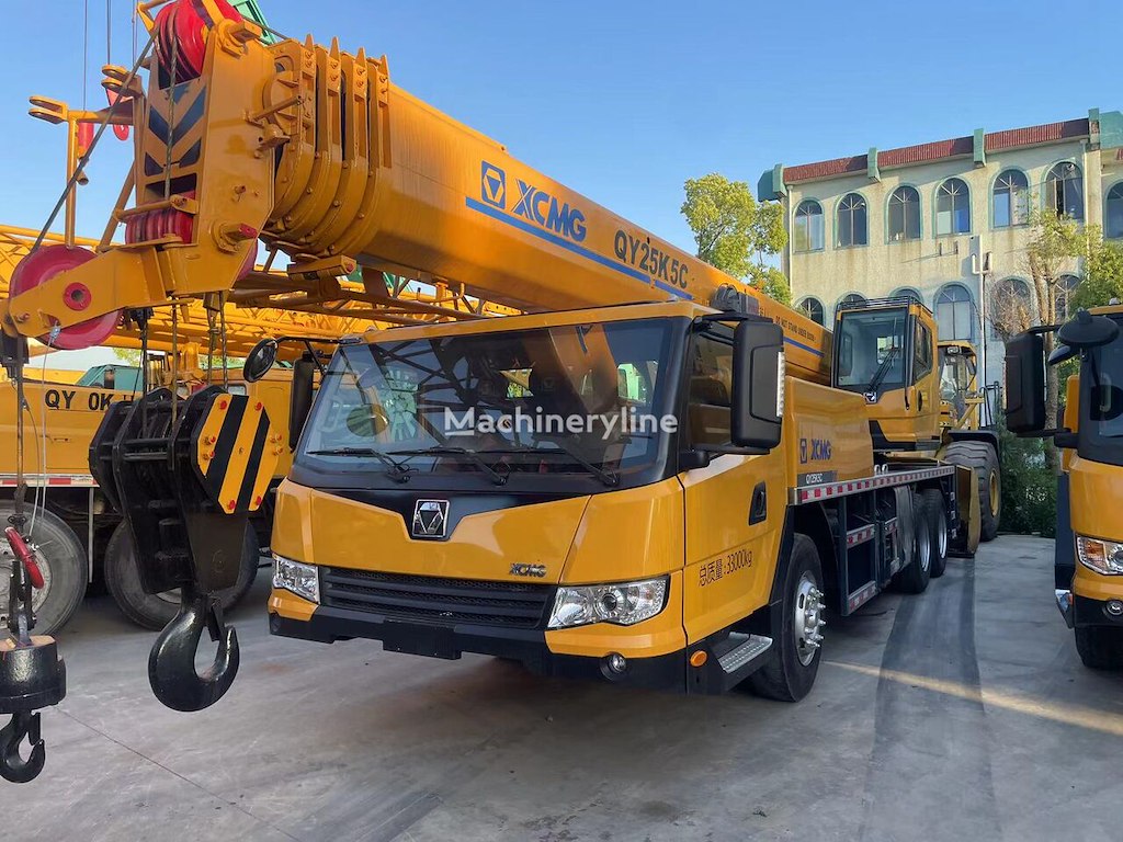 XCMG Available for testing XCMG 100 Ton mobile crane pokretna dizalica