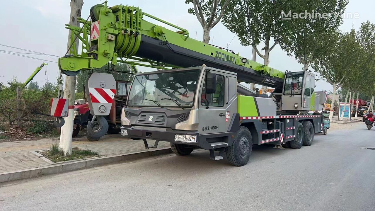 Zoomlion Zoomlion ZTC300 ZTC300V 30T 30 ton 30Tons truck crane pokretna dizalica