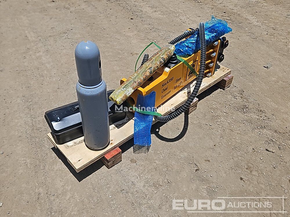 Prodaje se Hydraulic Breaker to suit Mini Excavator hidraulični čekić na aukciji