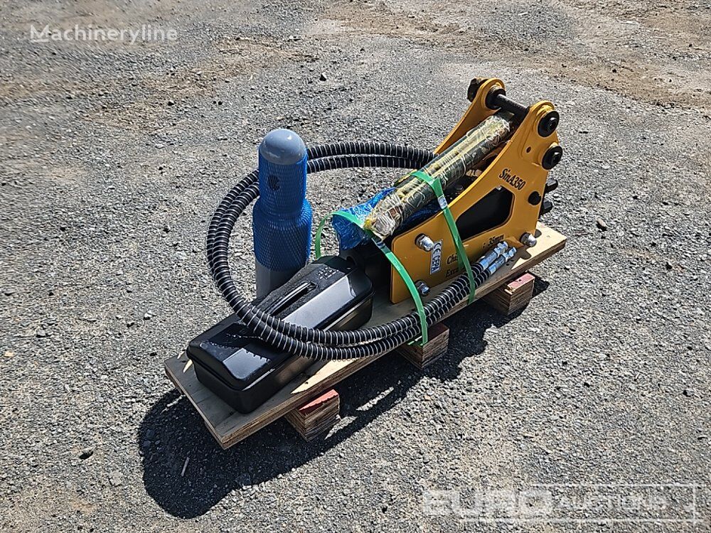 Prodaje se Hydraulic Breaker to suit PC28 SANY16 hidraulični čekić na aukciji