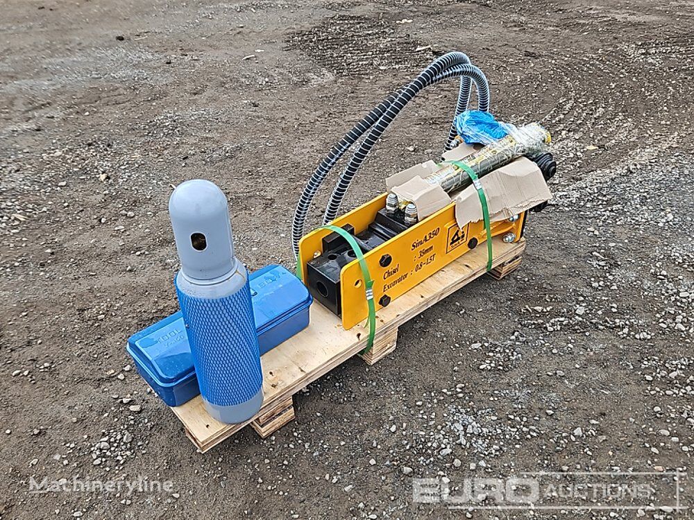 Prodaje se Hydraulic Breaker to suit PC28 SANY16 hidraulični čekić na aukciji