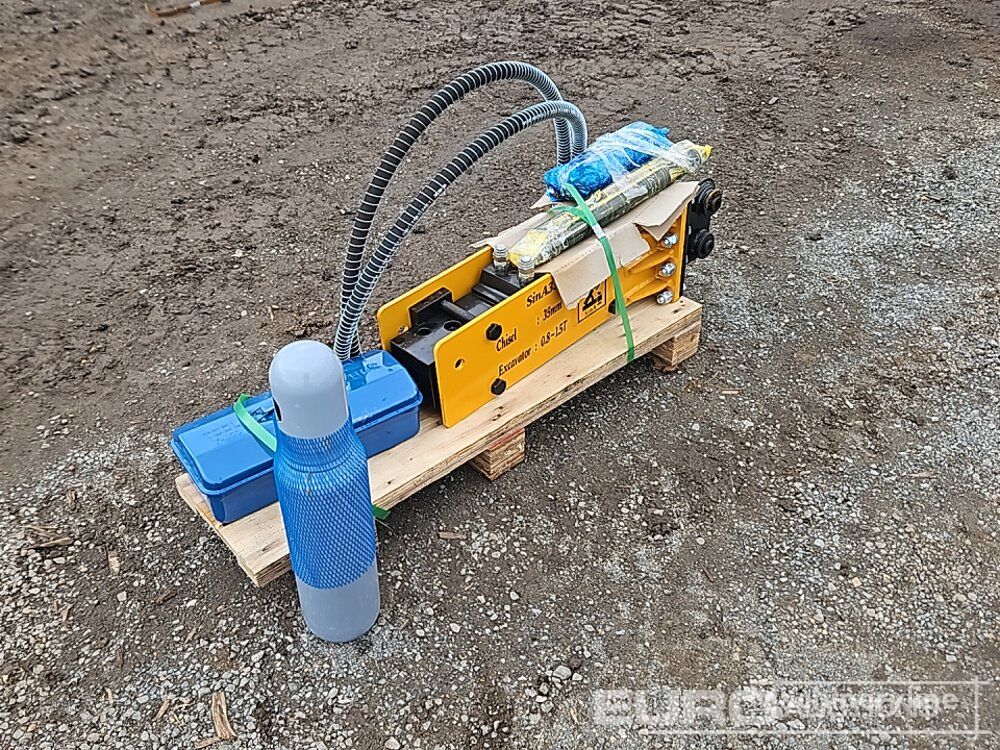 Prodaje se Hydraulic Breaker to suit Mini Excavator hidraulični čekić na aukciji