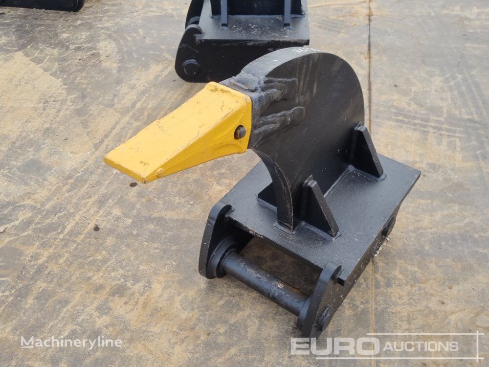 Prodaje se Ripper 65mm Pin to suit 13 Ton Excavator sejalnu kašiku na aukciji