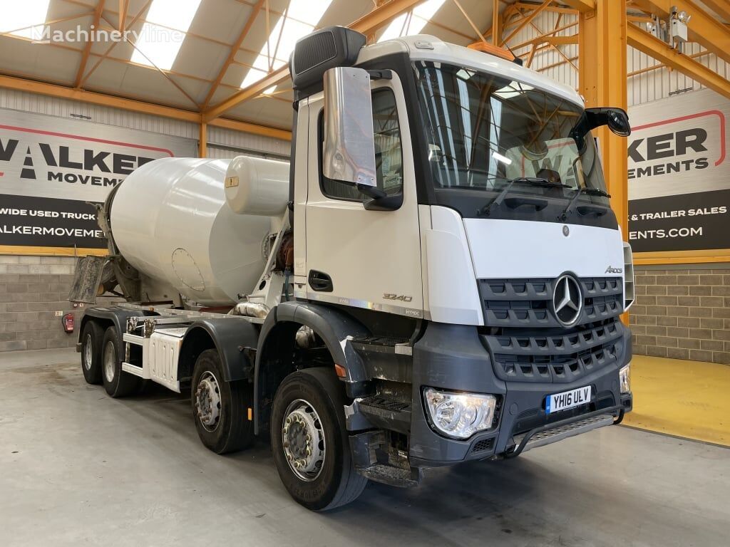 Mercedes-Benz AROCS 3240 kamion s mešalicom za beton