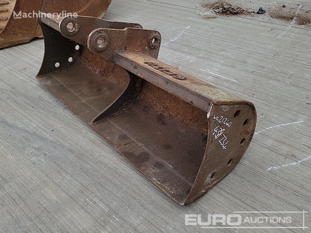 Prodaje se 60" Ditching Bucket 45mm Pin to suit 4-6 Ton Excavator kašiku za bager na aukciji