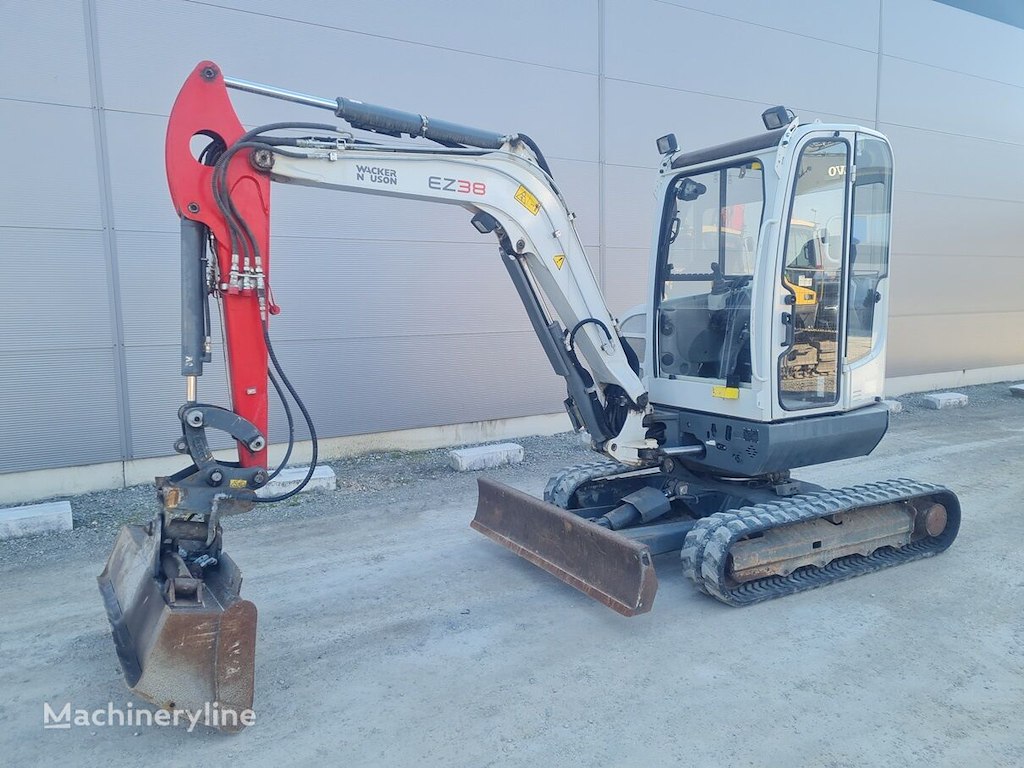 Wacker NEUSON EZ38 / 3 KASIKE mini bager