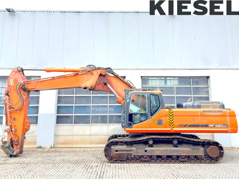 Doosan DX420LC bager guseničar