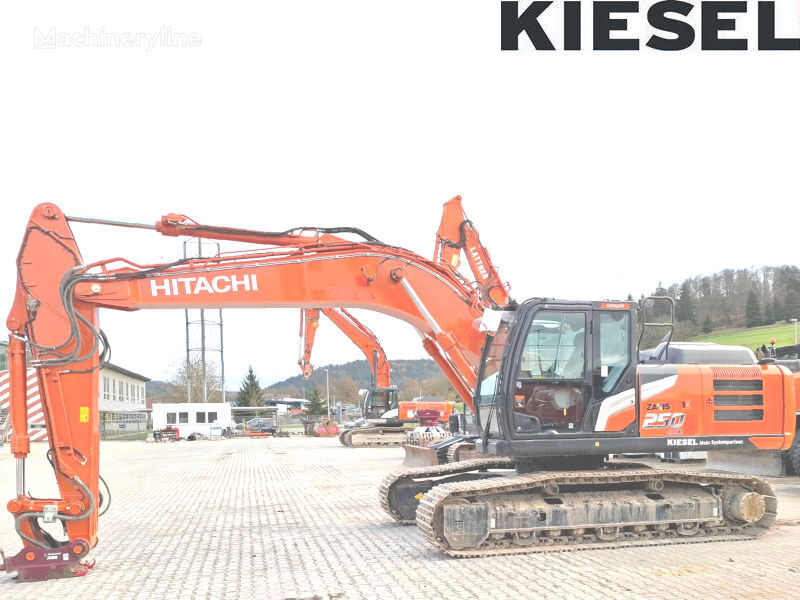 Hitachi ZX250LCN-7 bager guseničar