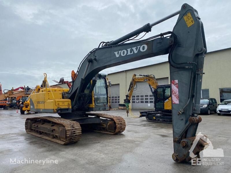 Volvo EC 210 BLC bager guseničar