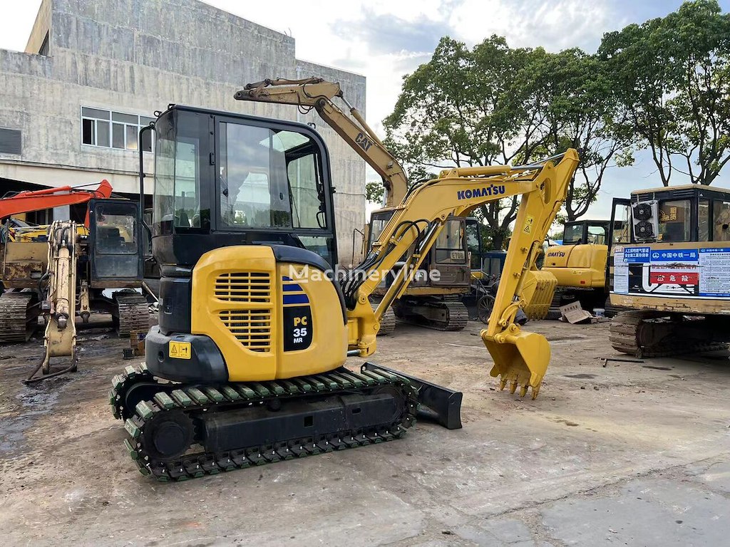 Komatsu PC35 mini bager