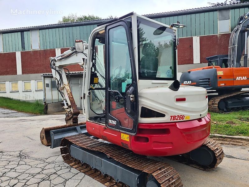 Takeuchi TB260 mini bager