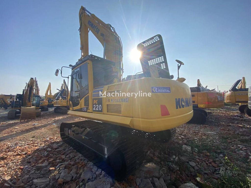 Komatsu PC220 bager guseničar