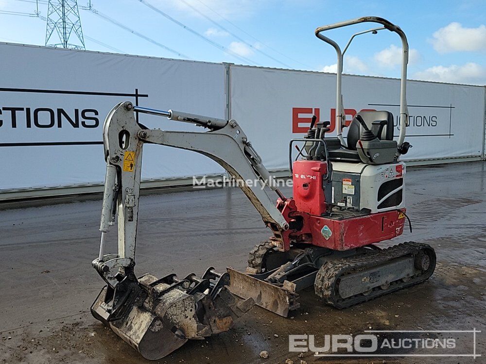 Prodaje se Takeuchi TB210R mini bager na aukciji