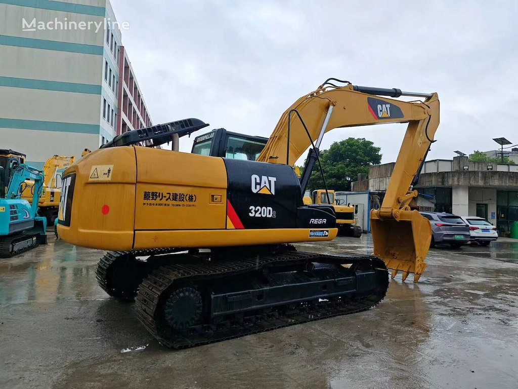 Caterpillar 320D bager guseničar