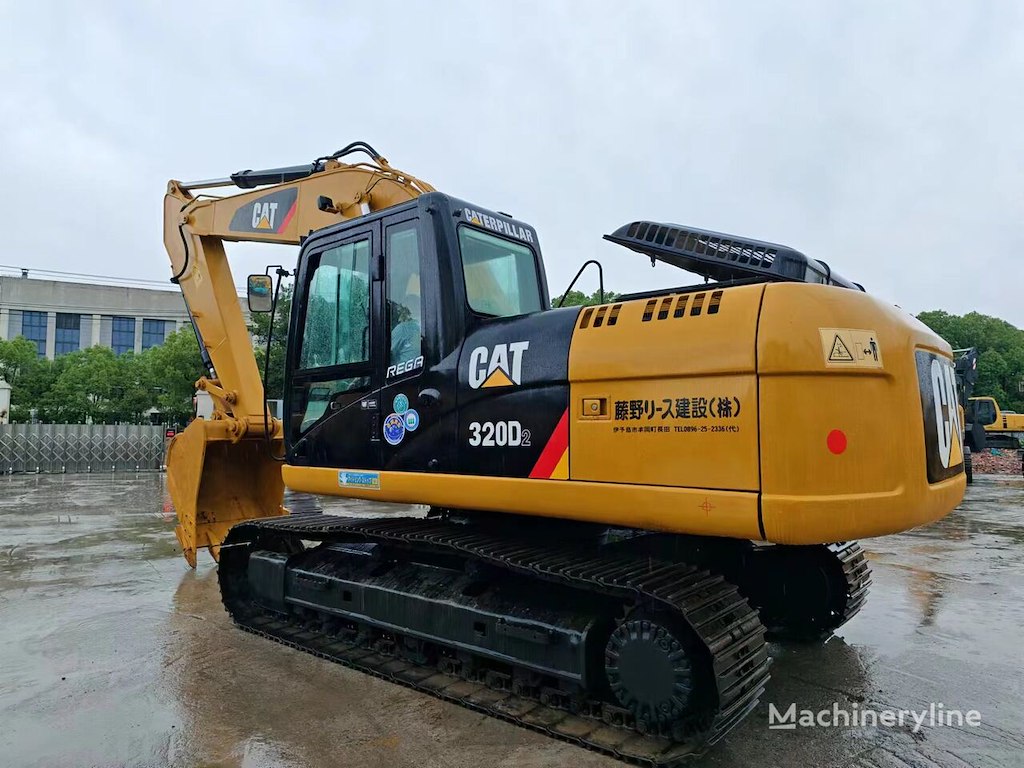 Caterpillar 320D bager guseničar