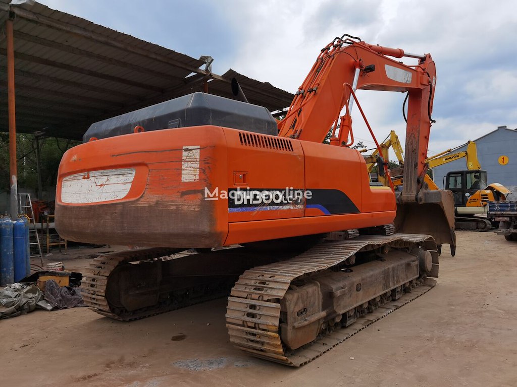 Doosan DH300LC-7 bager guseničar