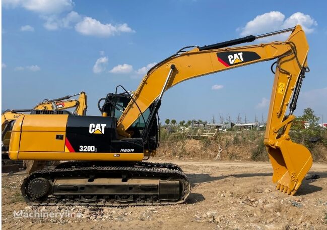 Caterpillar 320D bager guseničar