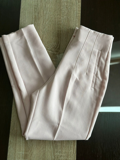 Zara pantalone