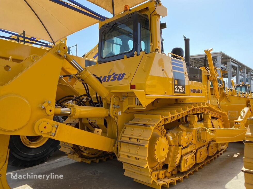 Novi Komatsu D275A-5R buldožer