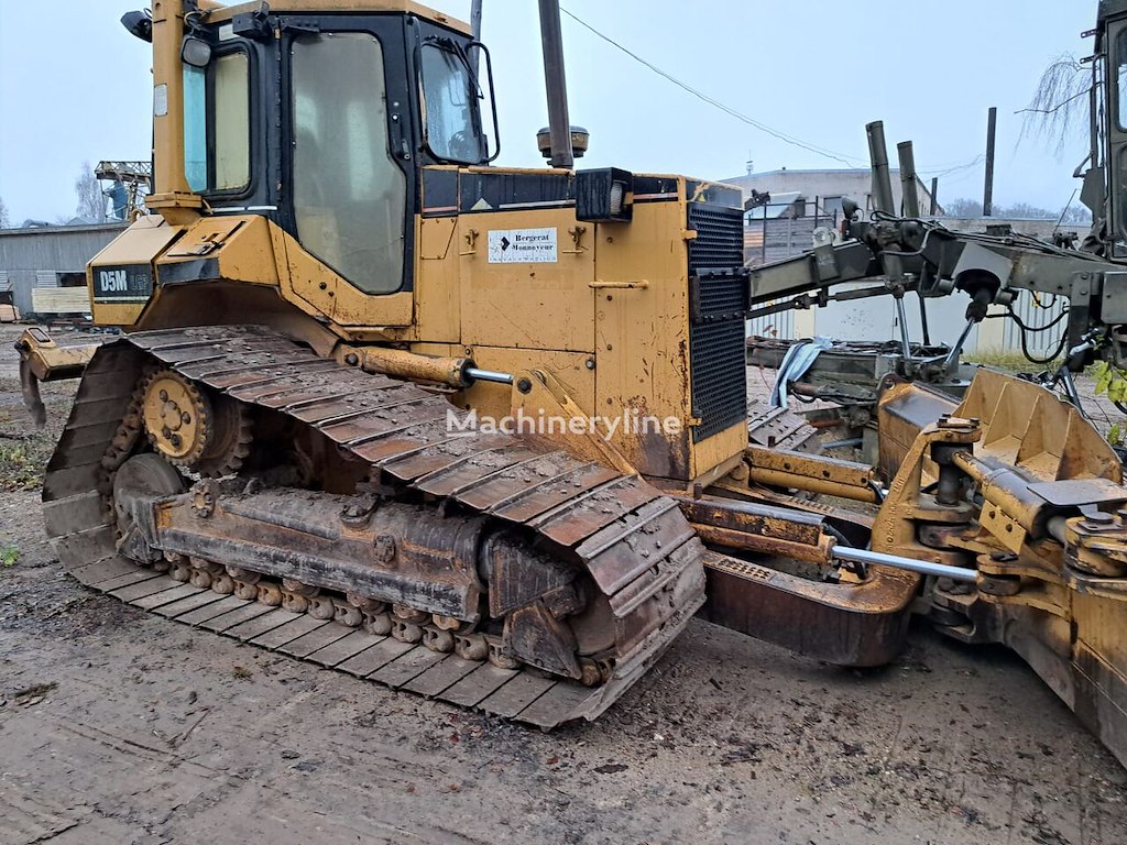 Caterpillar D5 M LGP buldožer