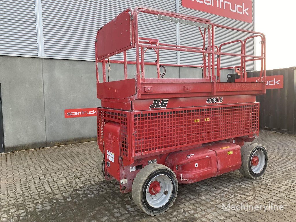 JLG 4069ERT makazasta platforma