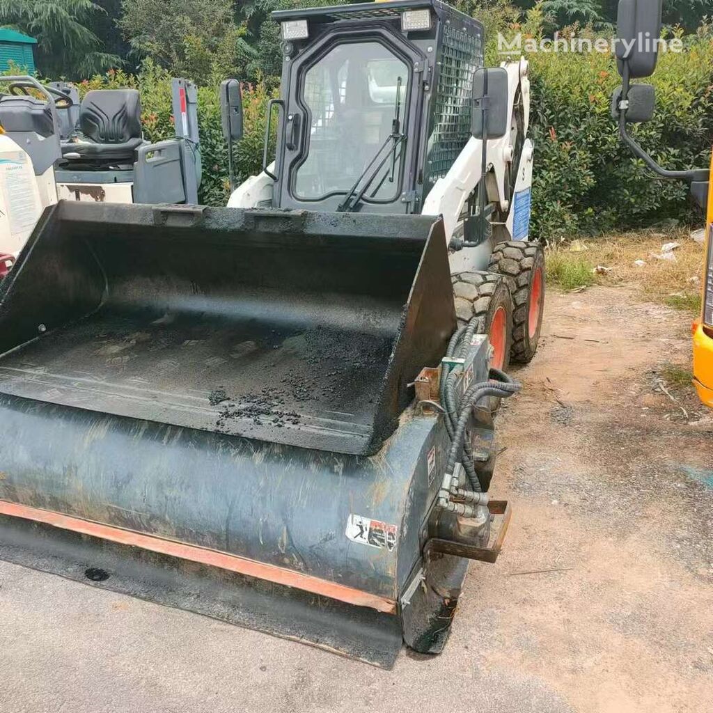 Bobcat S70，S16，S18，S300，S550，S630，S770，T770，凯斯175B，柳工375A，375B mini utovarivač