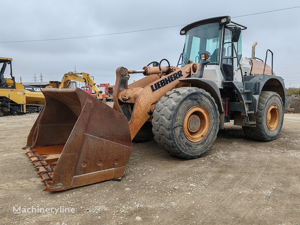 Liebherr L554 2plus2 prednji utovarivač