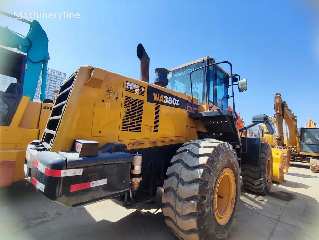 Komatsu WA380Z-6 prednji utovarivač