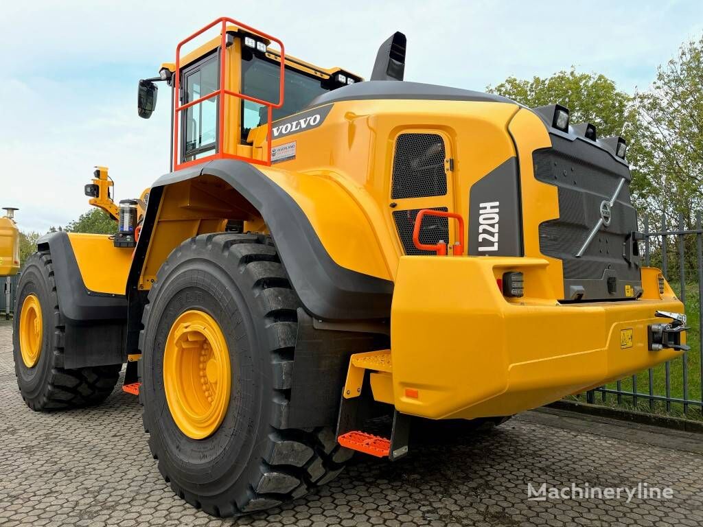 Novi Volvo L220H new unused 2023 with CE prednji utovarivač