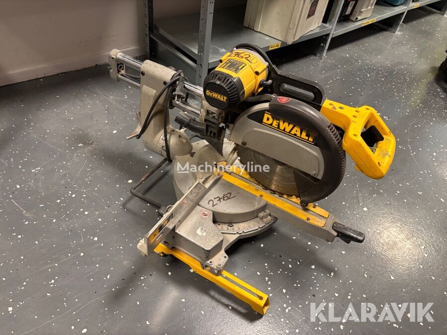 Prodaje se DeWalt DW 708-qs kružnu testeru na aukciji